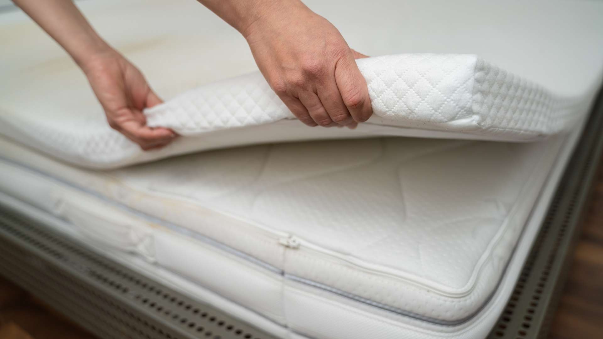 mattress topper vs. mattress pad